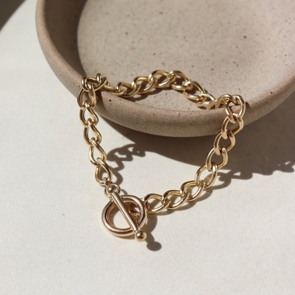 Alexandra Toggle Bracelet 14K Gold Fill 7