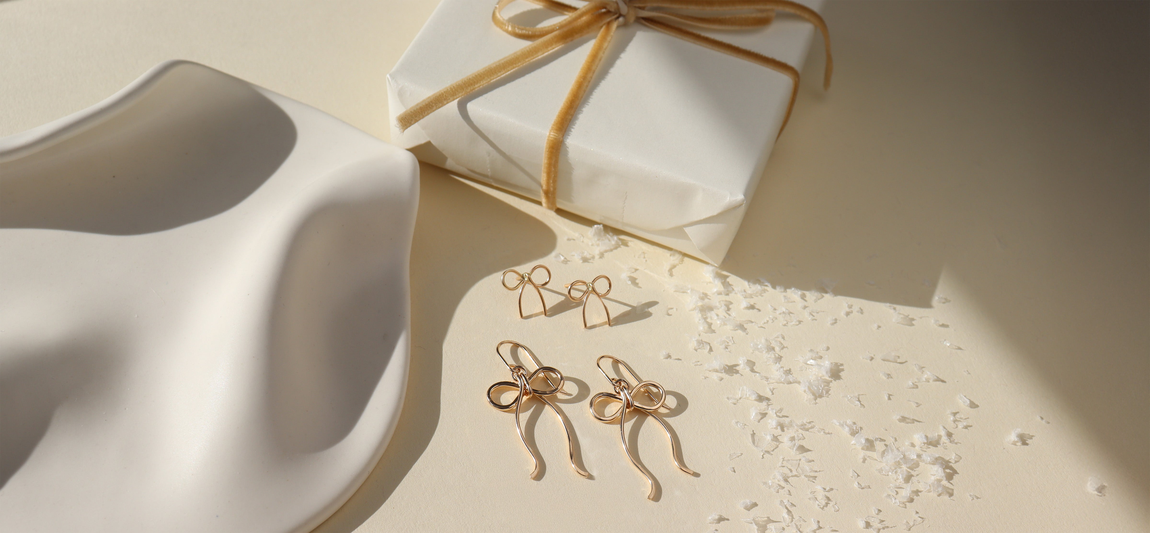 Chain Link Toggle Necklace with Monogram – Token Jewelry